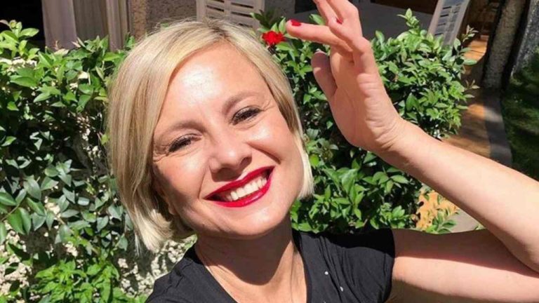 Antonella Elia, clamoroso: arriva la sospensione dalla Rai. I motivi