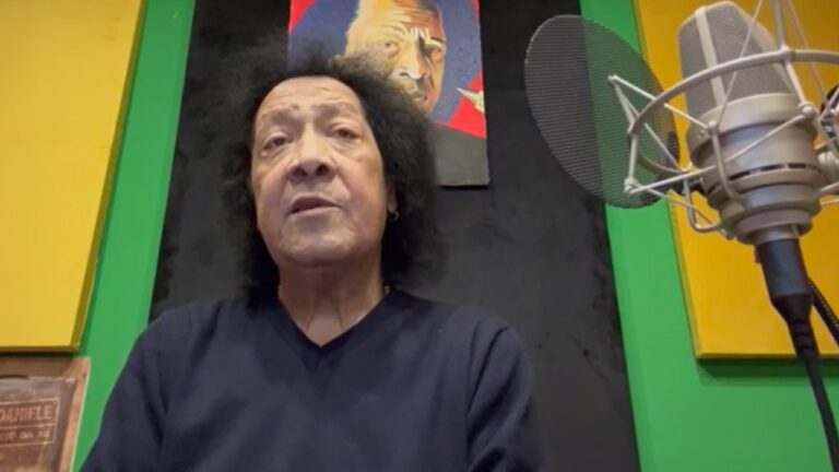 Lite figlia Senese-Borrelli, arrivano scuse: James cita Pino Daniele